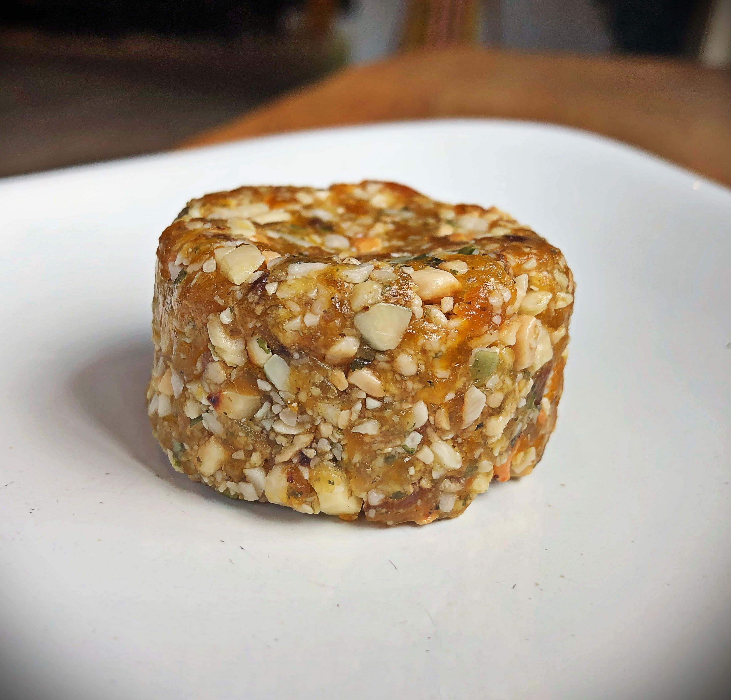 BLONDE HIKE BITES | Skyterra at Home